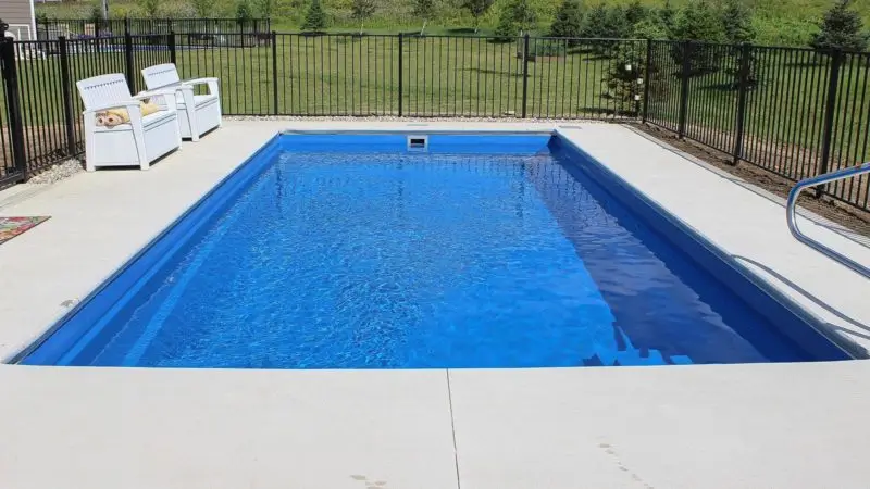 The Freedom Fiberglass Pool | Ulrich Pools